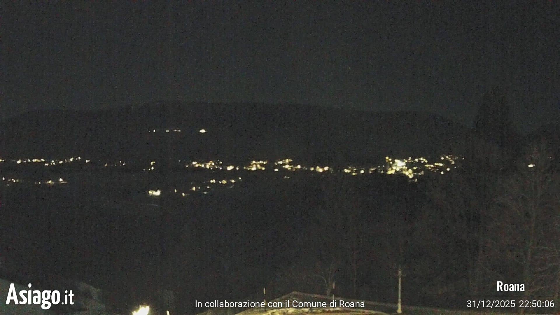 Webcam live su Roana dal Municipio del Comune di Roana a Canove