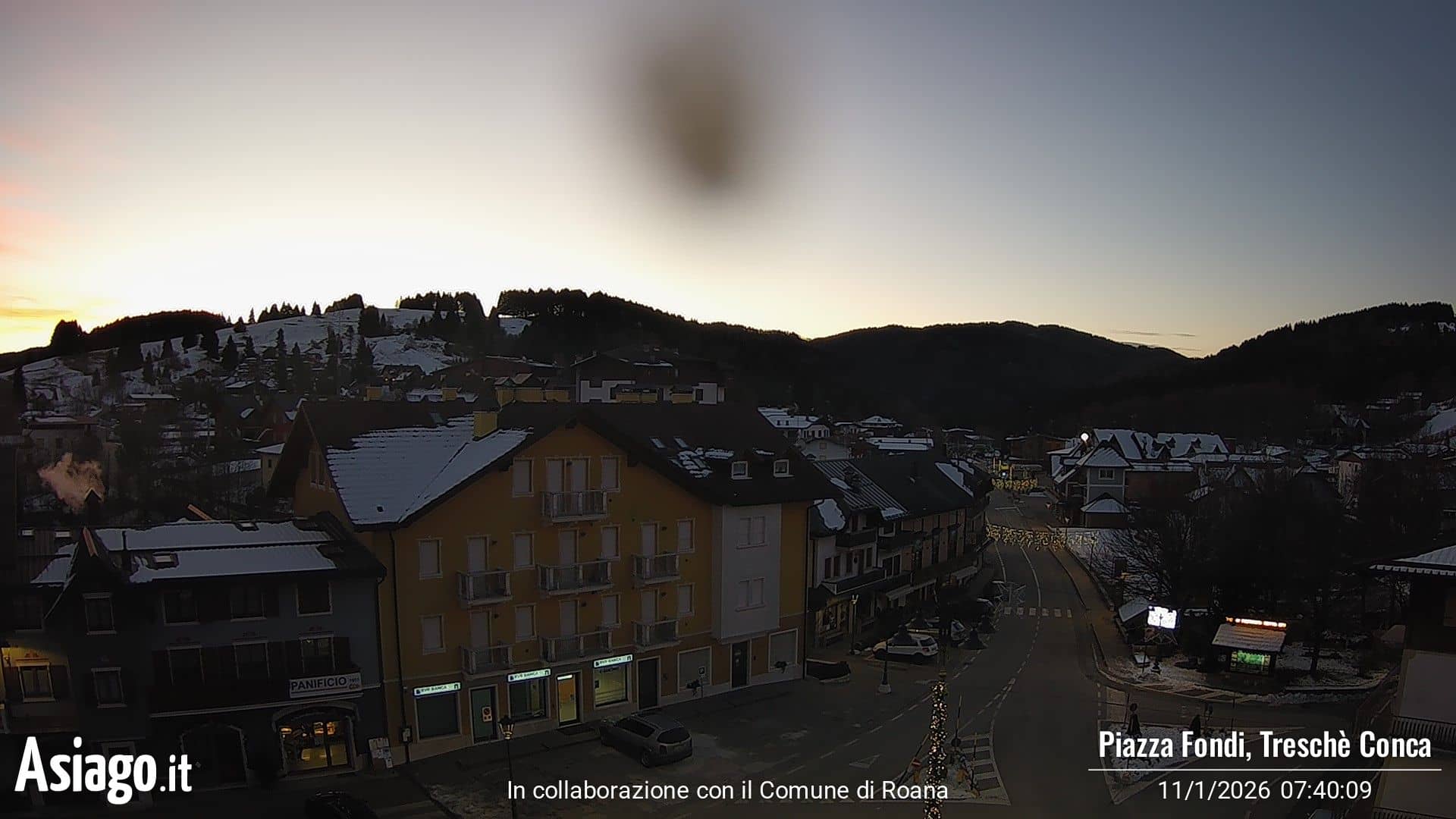 Webcam live su Piazza Fondi a Treschè Conca